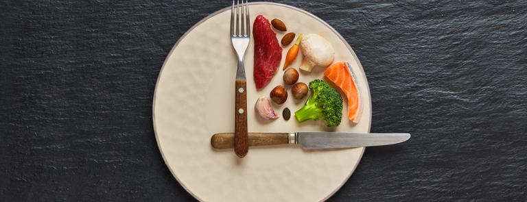 What is the 5 2 diet? | Holland & Barrett